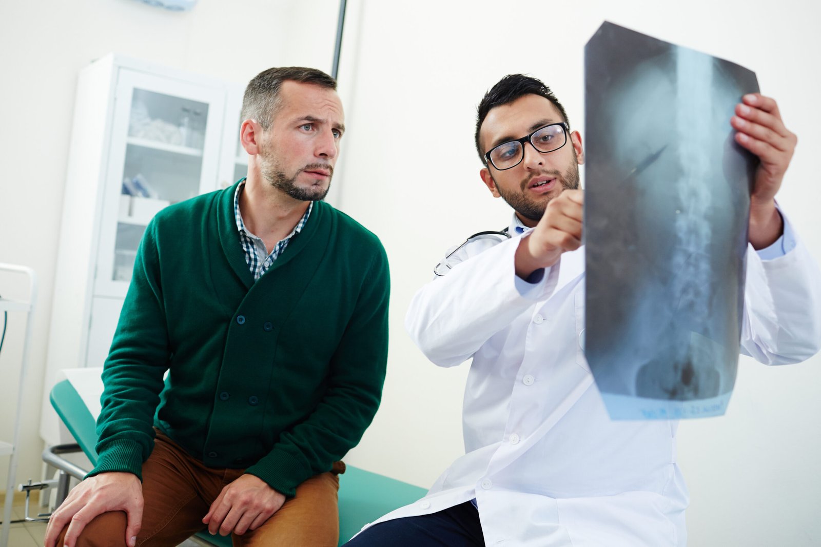 Rib Fracture Physiotherapy at AR Clinics | Rawalpindi